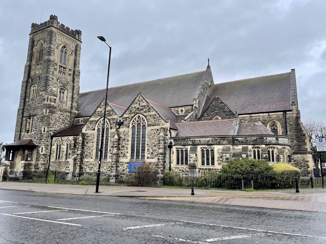 St Peter’s Church - Red Trust Bushey Foodbank - Give Food